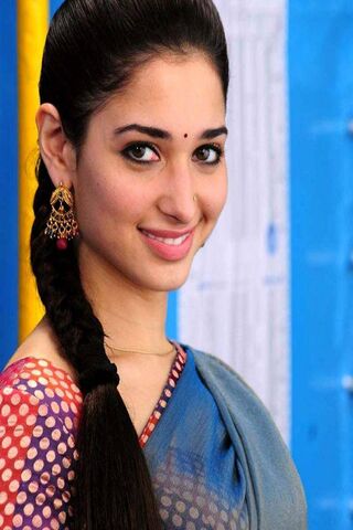 Tamanna In 100 Love Wallpapers