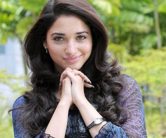 Smille Tamanna Wallp Wallpaper - Download to your mobile from PHONEKY