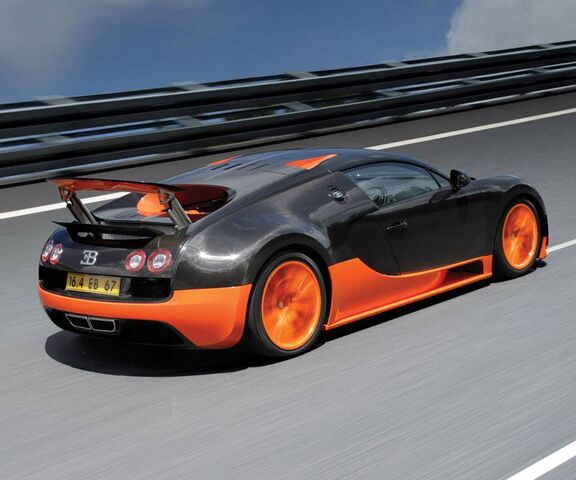 The Speed Demon: Bugatti Veyron in Action! 🏎️💨 Wallpaper - Download to ...