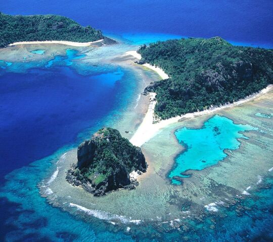 Paradise Found: The enchhanting Fiji Islands 🌴🌊 Wallpaper - Download to ...