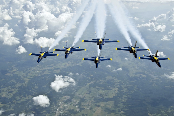 Strike Aircraft Jet Wallpaper - Download to your mobile from PHONEKY